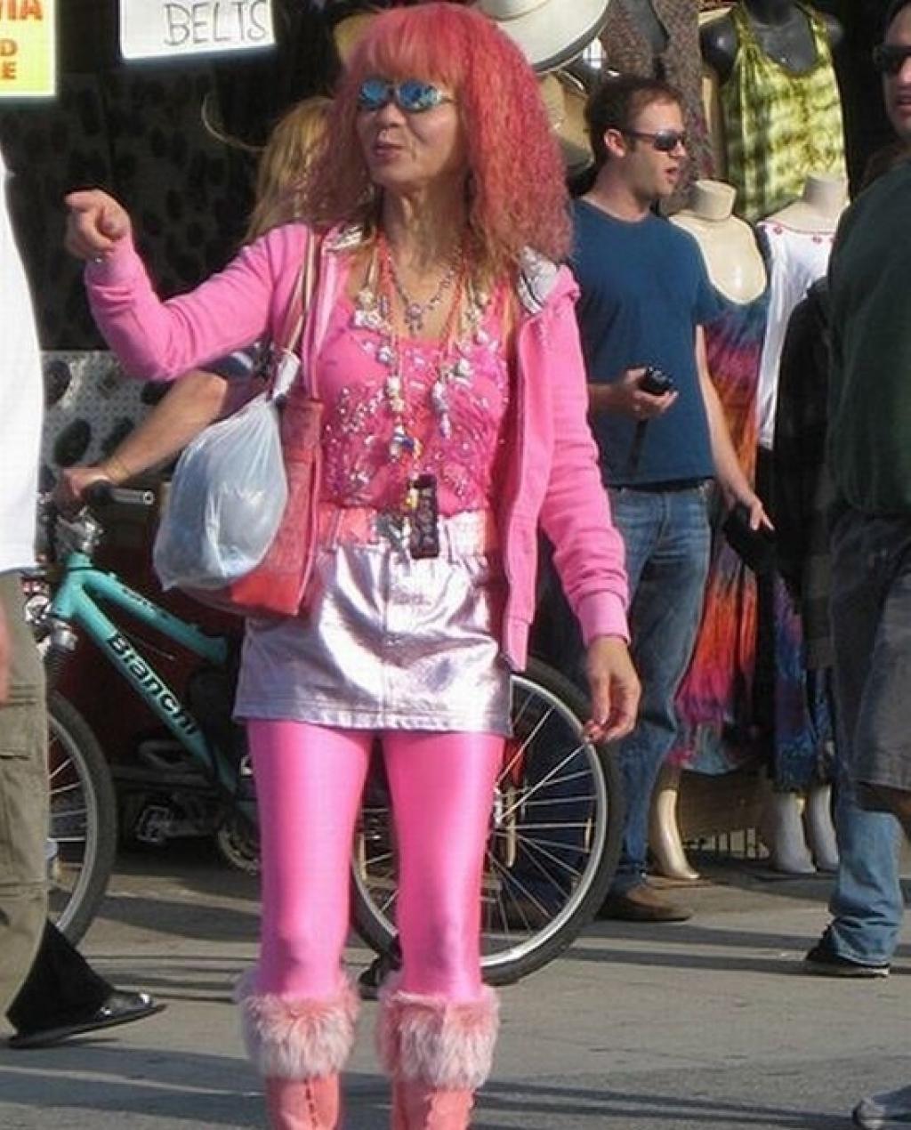 Voici des personnes qui se sont couvertes de ridicule, en sortant ...