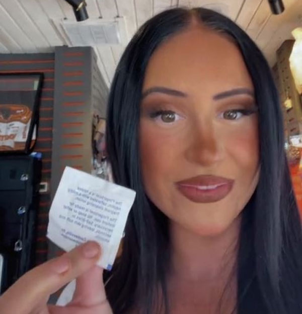 Une serveuse dénonce "l'infidélité" : "Il m'a glissé son numéro alors ...